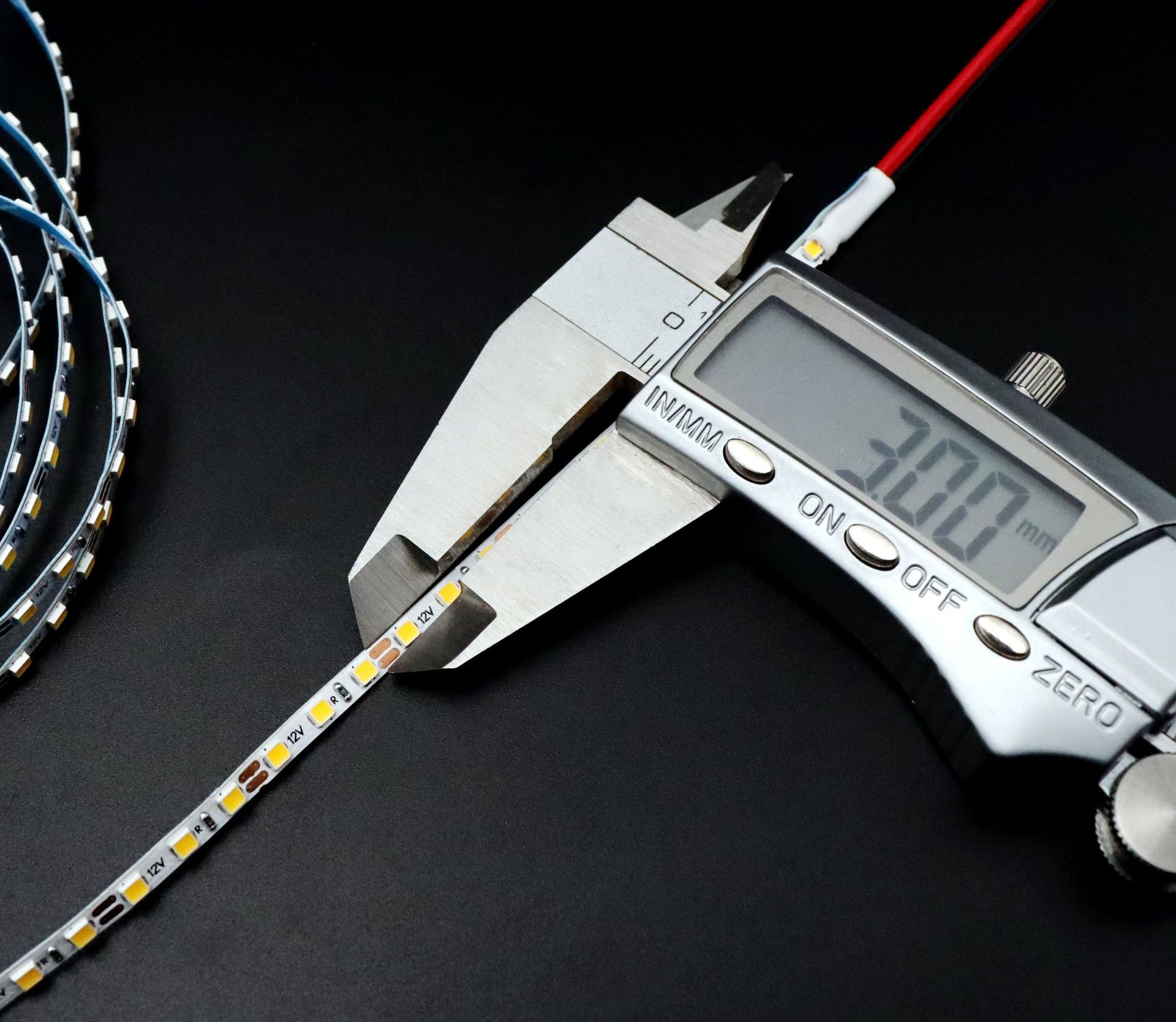 2.5mm 3mm ultra thin narrow led strip